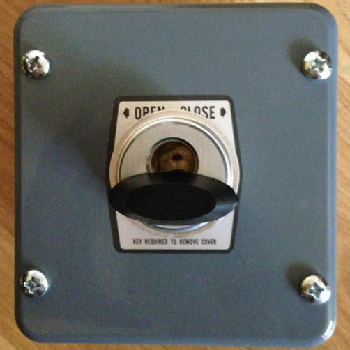 1 KX SURFACE MOUNT KEY SWITCH with Equivalent Best Housing with Plasti ...